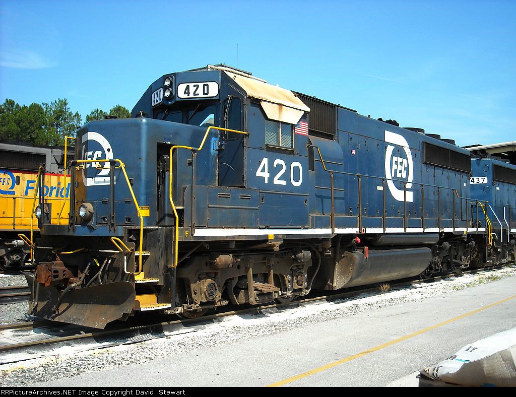 FEC GP40-2 420